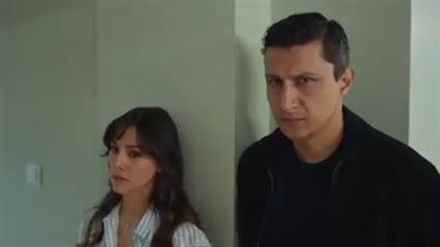 دانلود سریال ترکی شهر دور قسمت 24 با زیرنویس فارسی - نماشا